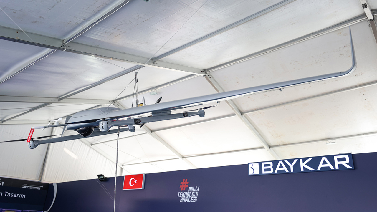 Baykar, Bayraktar DİHA'nın test görüntülerini paylaştı - Savunma Plus
